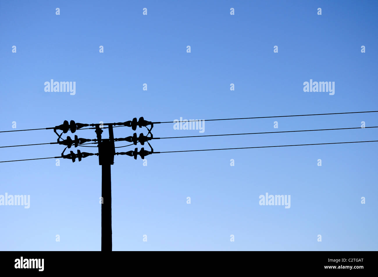 Live power cables hi-res stock photography and images - Alamy