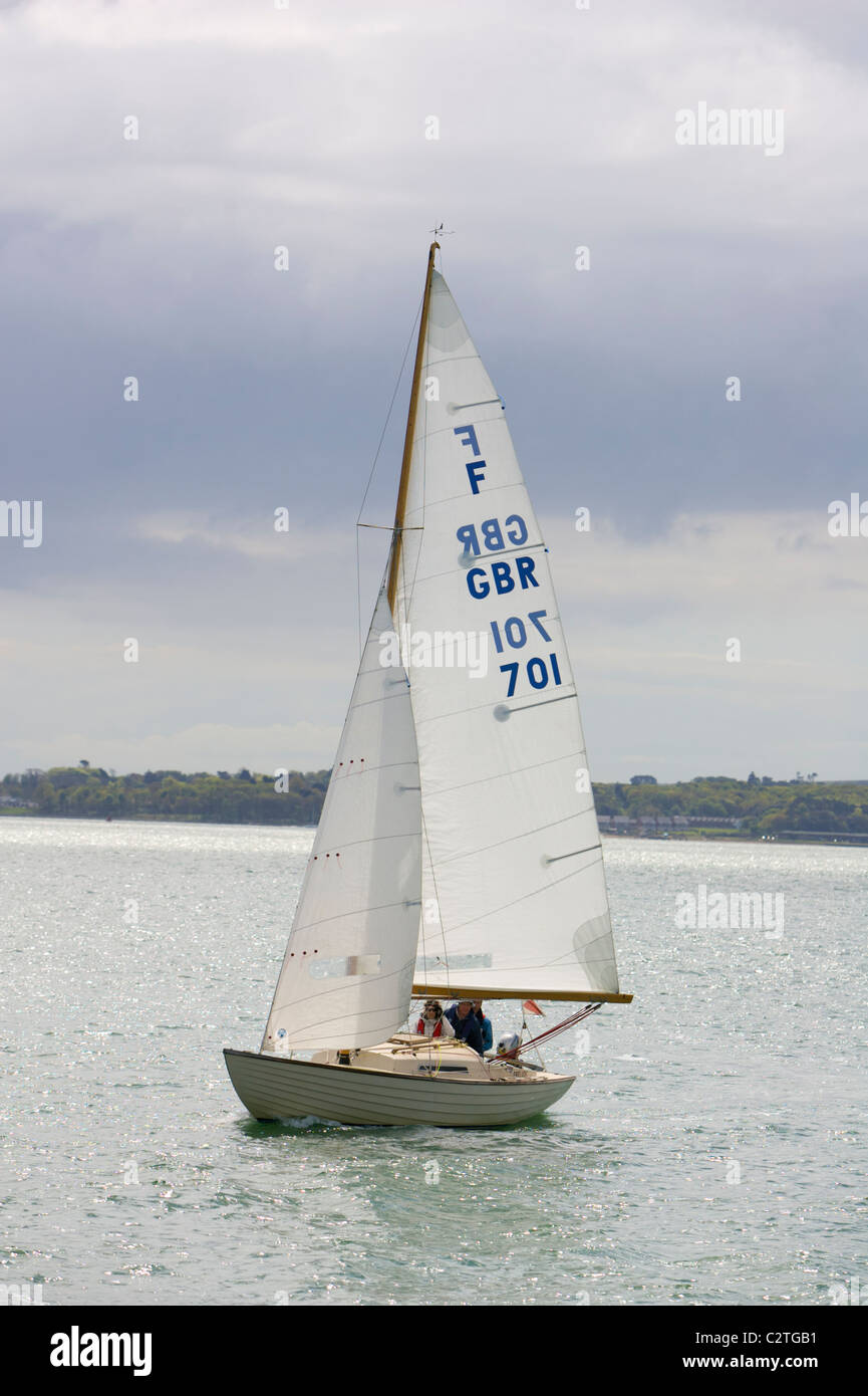 Sailing boat yacht solent hi-res stock photography and images - Alamy