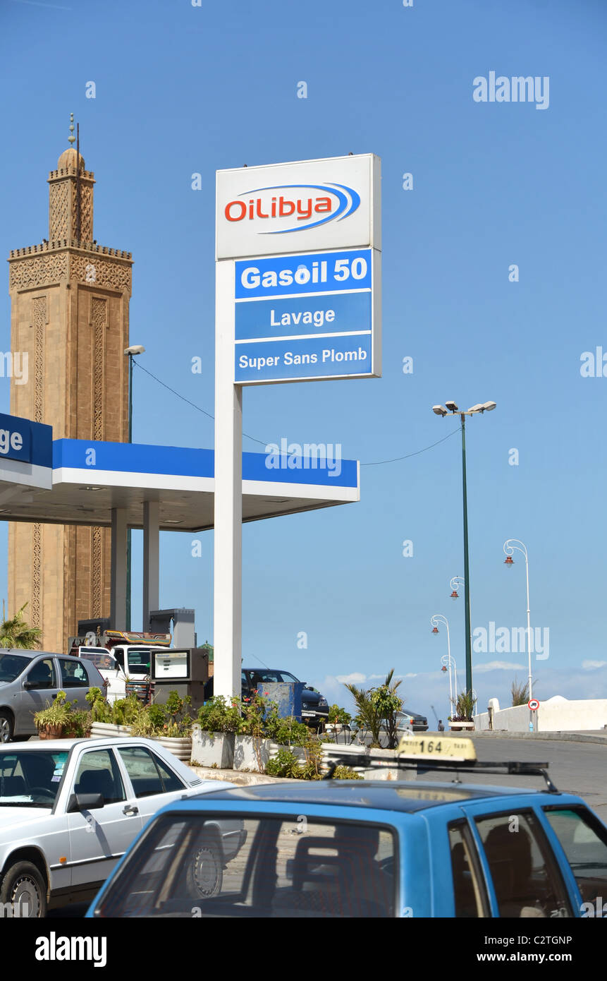 Libya oil hi-res stock photography and images - Alamy