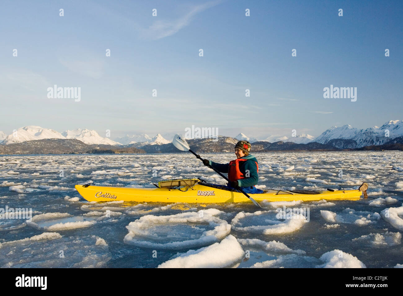 Kayaksnow hi-res stock photography and images - Alamy