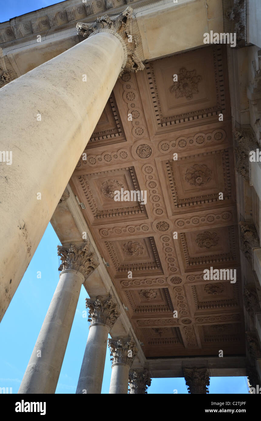 Anglican church architecture hi-res stock photography and images - Alamy
