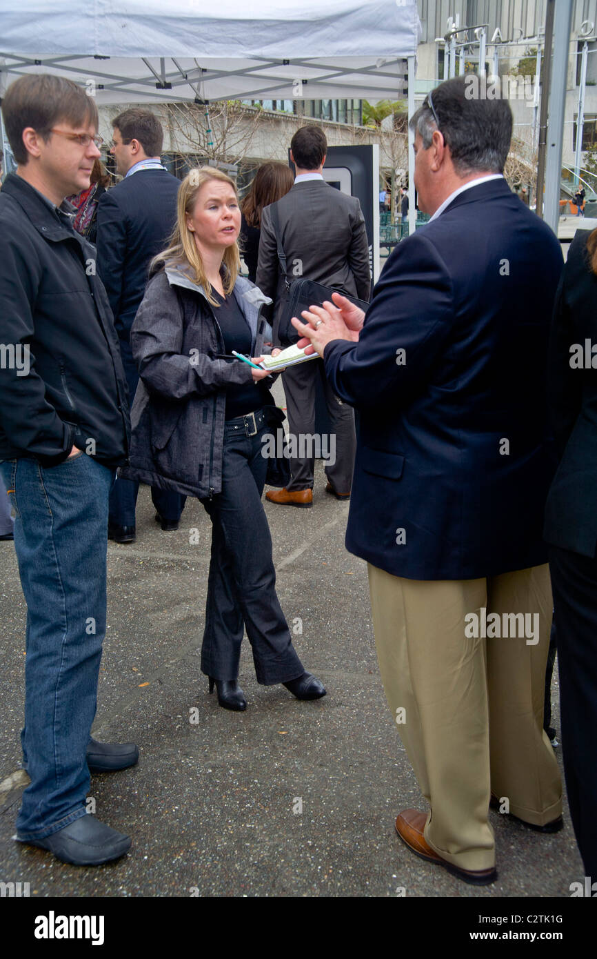 Newspaper reporter hi-res stock photography and images - Alamy