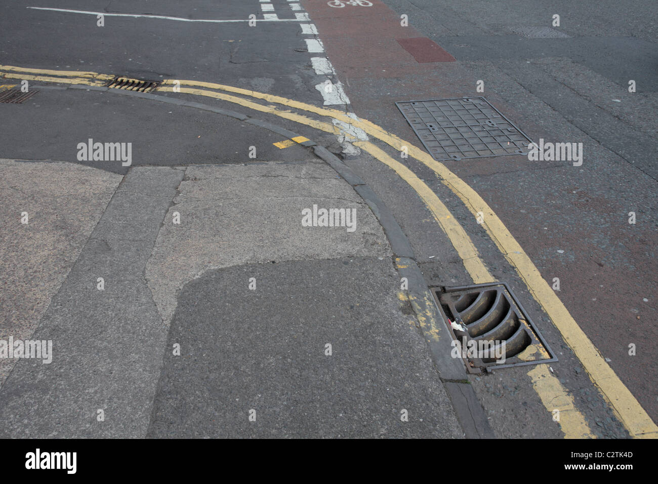 Road Drainage Stock Photos & Road Drainage Stock Images - Alamy