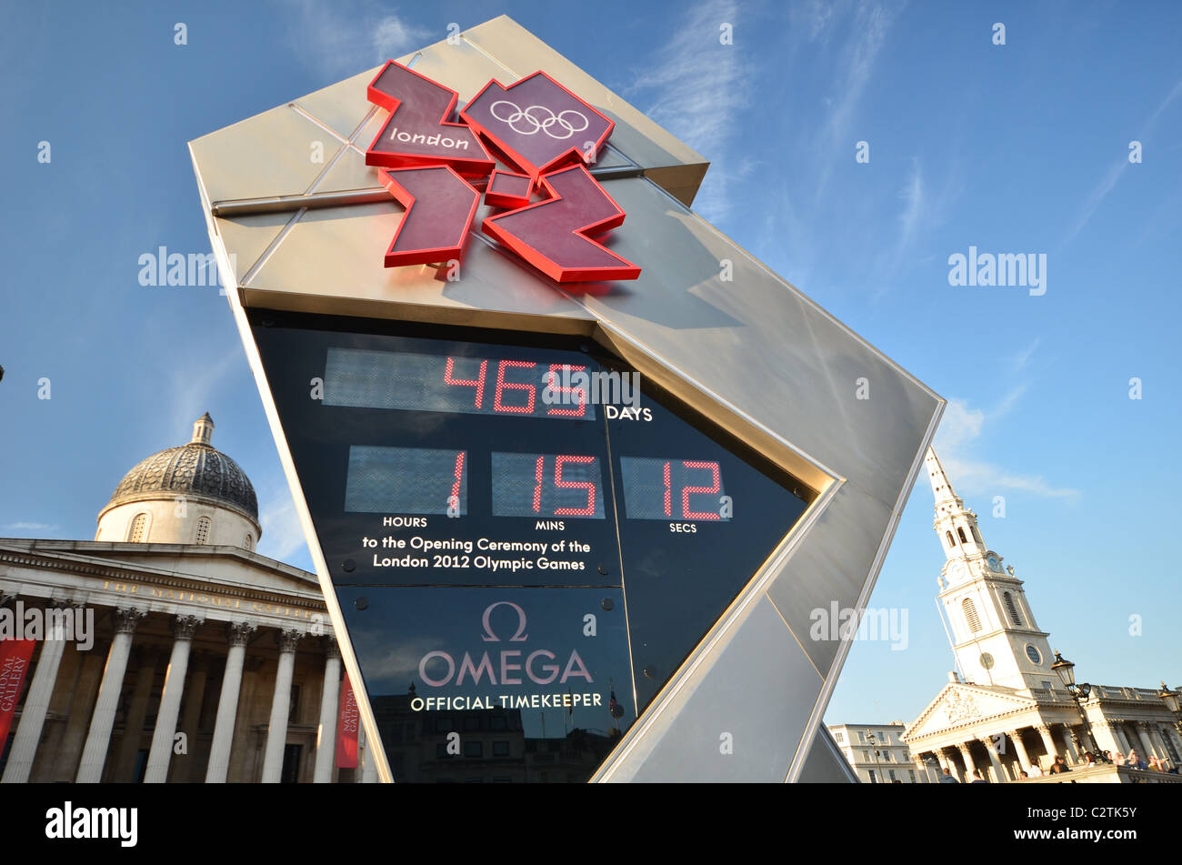 Countdown timer to the London Olympics in 2012 - Trafalgar Square ...