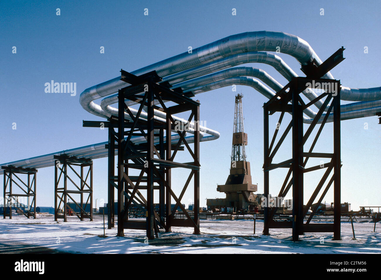 Oil Rig & Pipeline North Slope Prudhoe Bay AK Arctic Stock Photo - Alamy