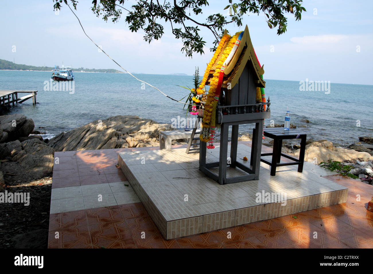 Asian spirit house hi-res stock photography and images - Alamy