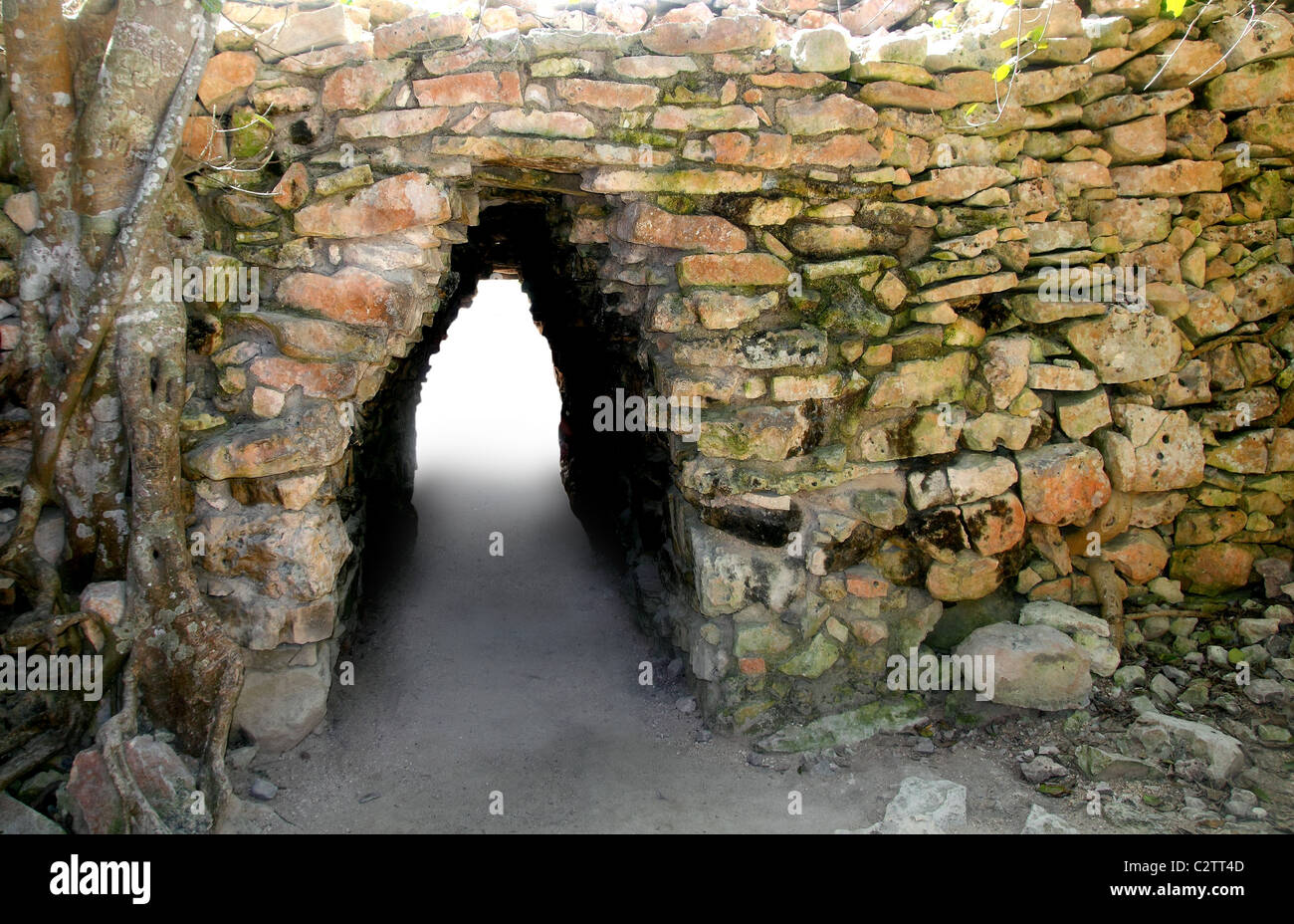 Arch of Mayan culture in Tulum ruins entrance masonry stone Stock Photo ...