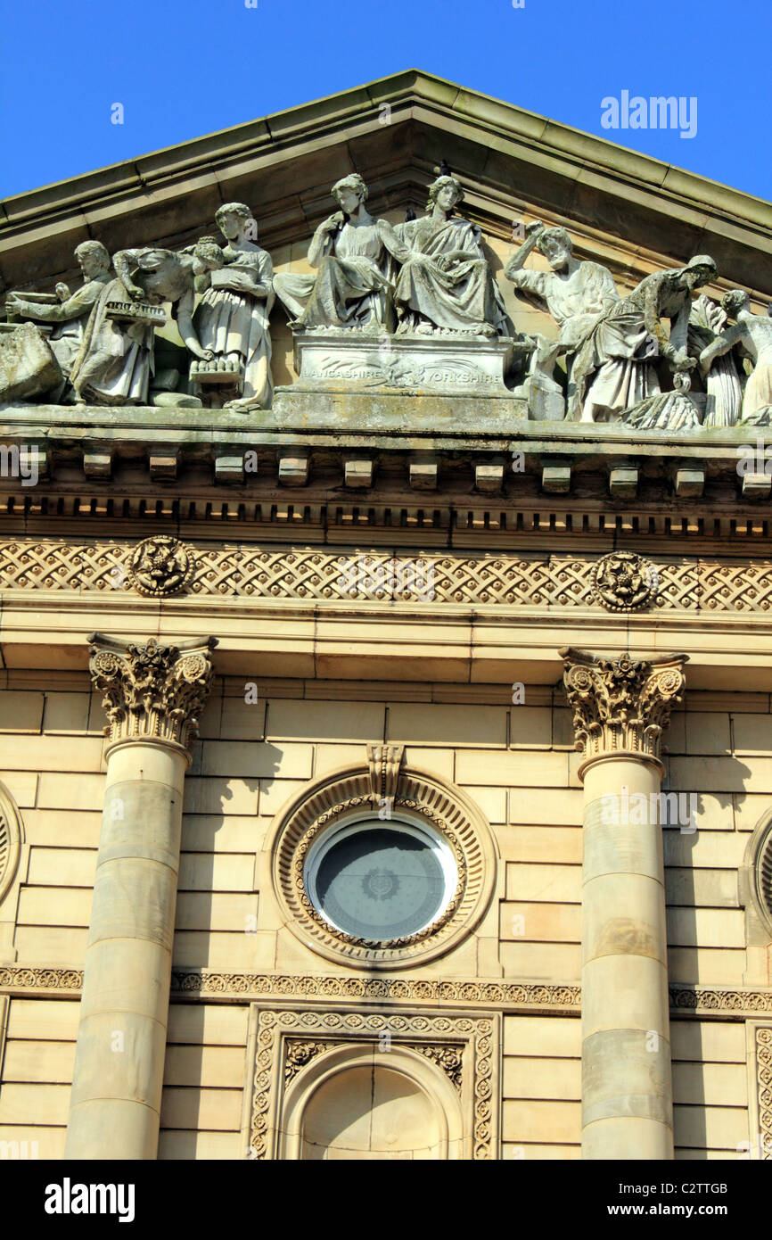 Todmorden town hall hi-res stock photography and images - Alamy