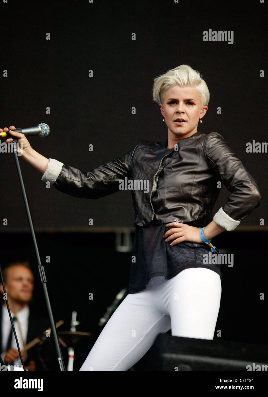 Robyn The O2 Wireless Festival 2008 held at Hyde Park - Day Three London, England - 05.07.08 ...