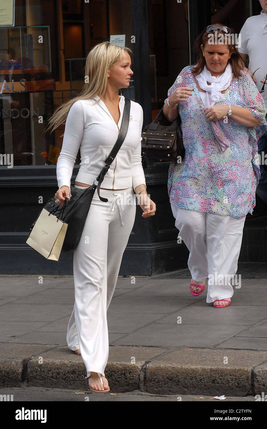 Jennifer Ellison and her mother Jane Ellison leaving Lnks jewellery ...
