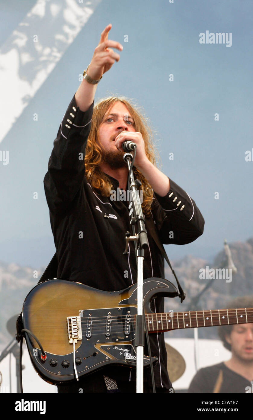 Dave McCabe of The Zutons Isle of Wight Music Festival 2008 - Day 2 ...