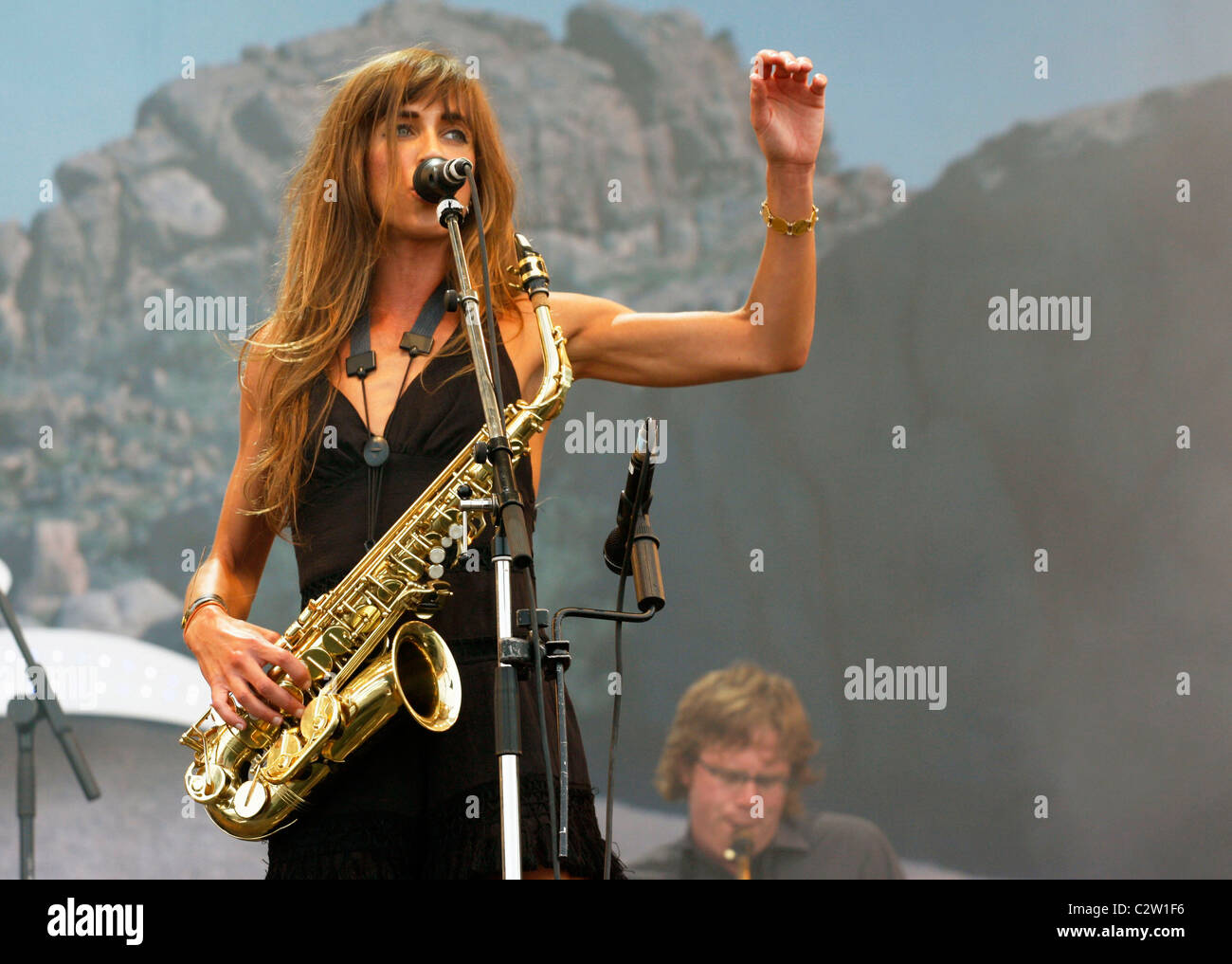 Abi Harding of The Zutons Isle of Wight Music Festival 2008 - Day 2 ...