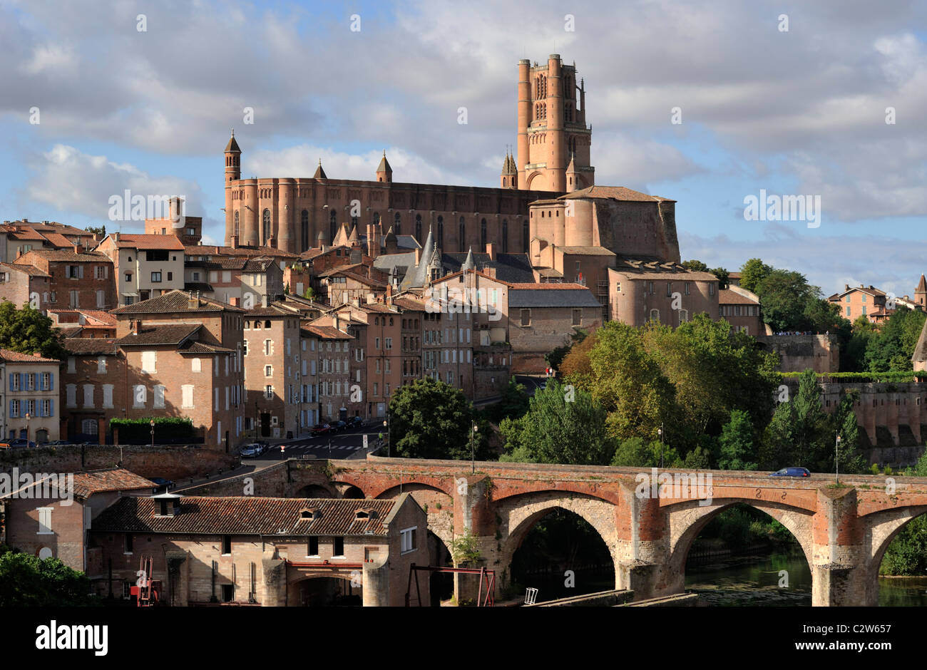 Medieval cathedrals hi-res stock photography and images - Alamy