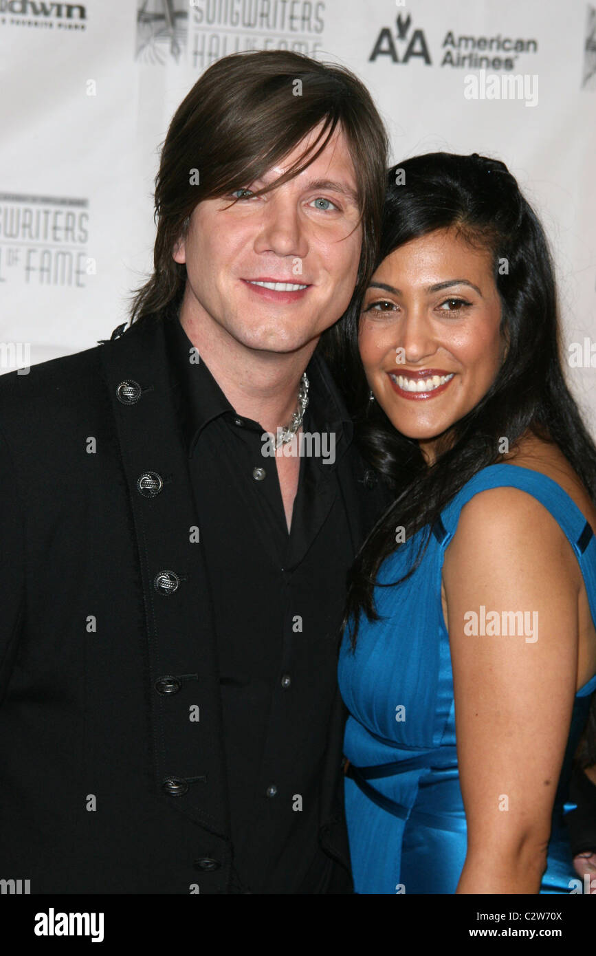 John Resnick and guest 39th Annual Songwriters Hall of Fame Ceremony at ...