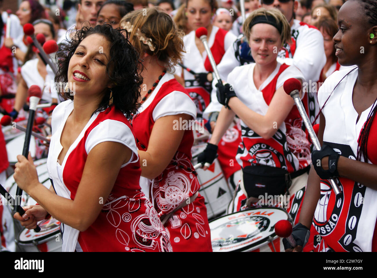Drummers parade hi-res stock photography and images - Alamy