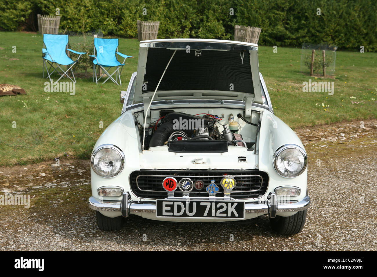 Mg midget soft top hi-res stock photography and images - Alamy