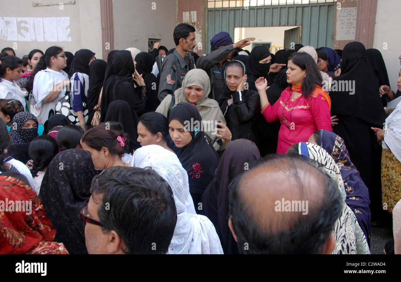 Ssc students hi-res stock photography and images - Alamy