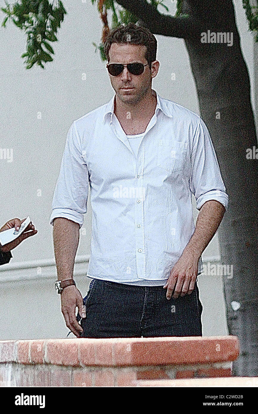 Ryan Reynolds outside Saks Fifth Avenue in Beverly Hills Los Angeles ...