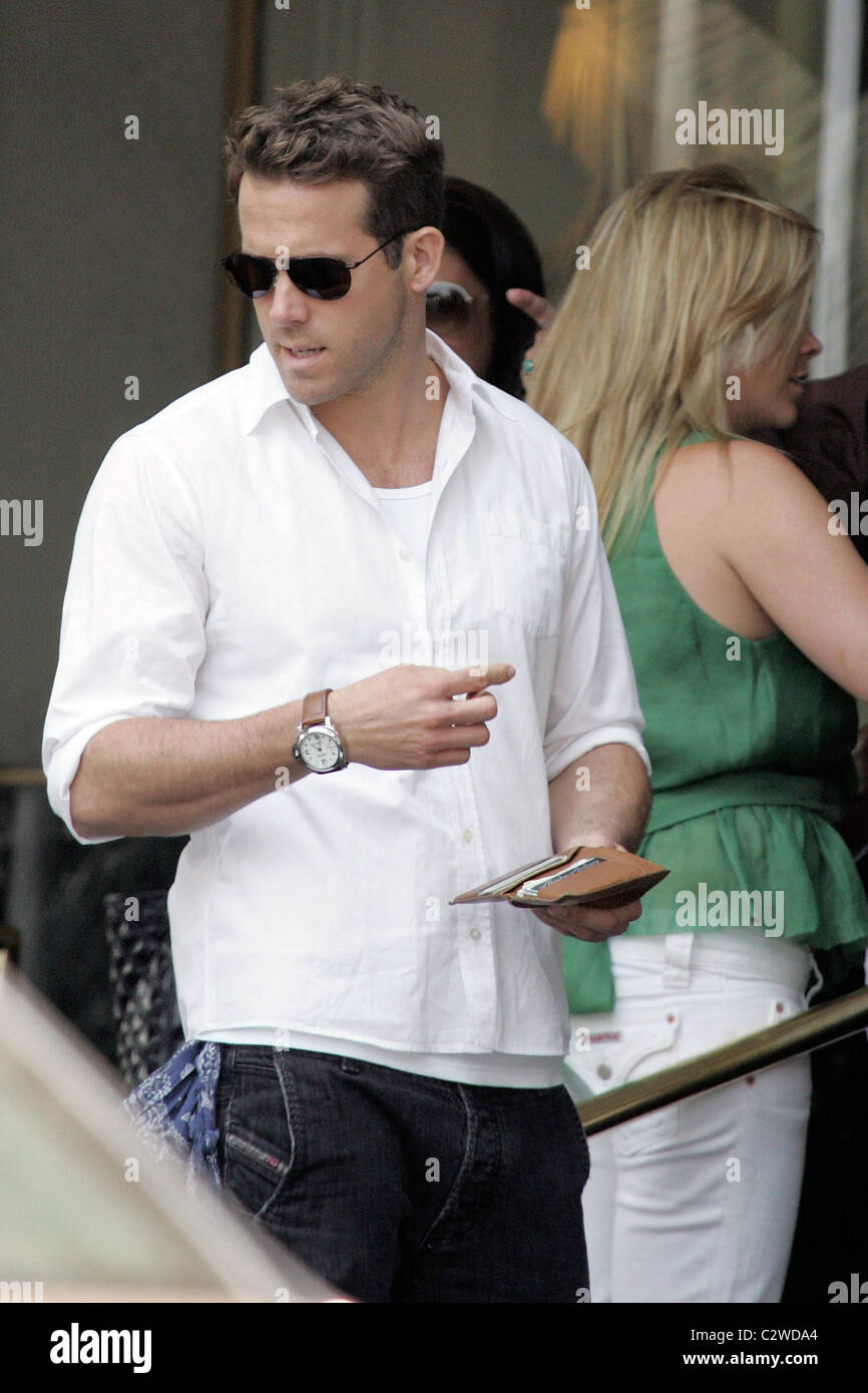 Ryan Reynolds outside Saks Fifth Avenue in Beverly Hills Los Angeles ...