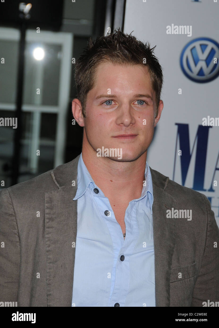 Dave Sky The New York Premiere of 'Mamma Mia!' at the Ziegfeld Theatre ...