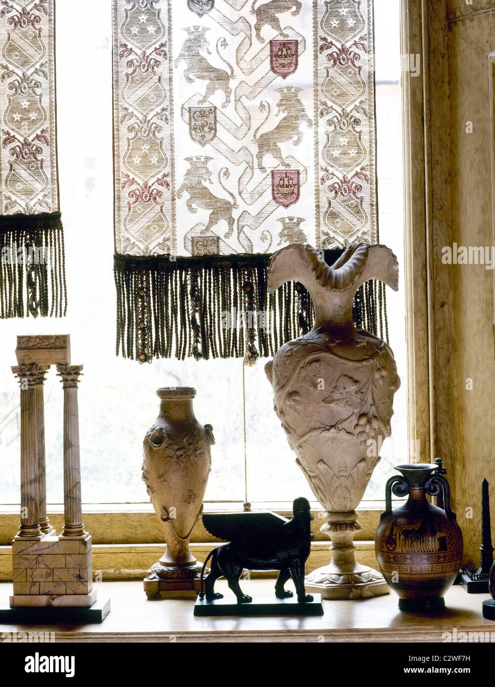 Stone artifacts display hi-res stock photography and images - Alamy