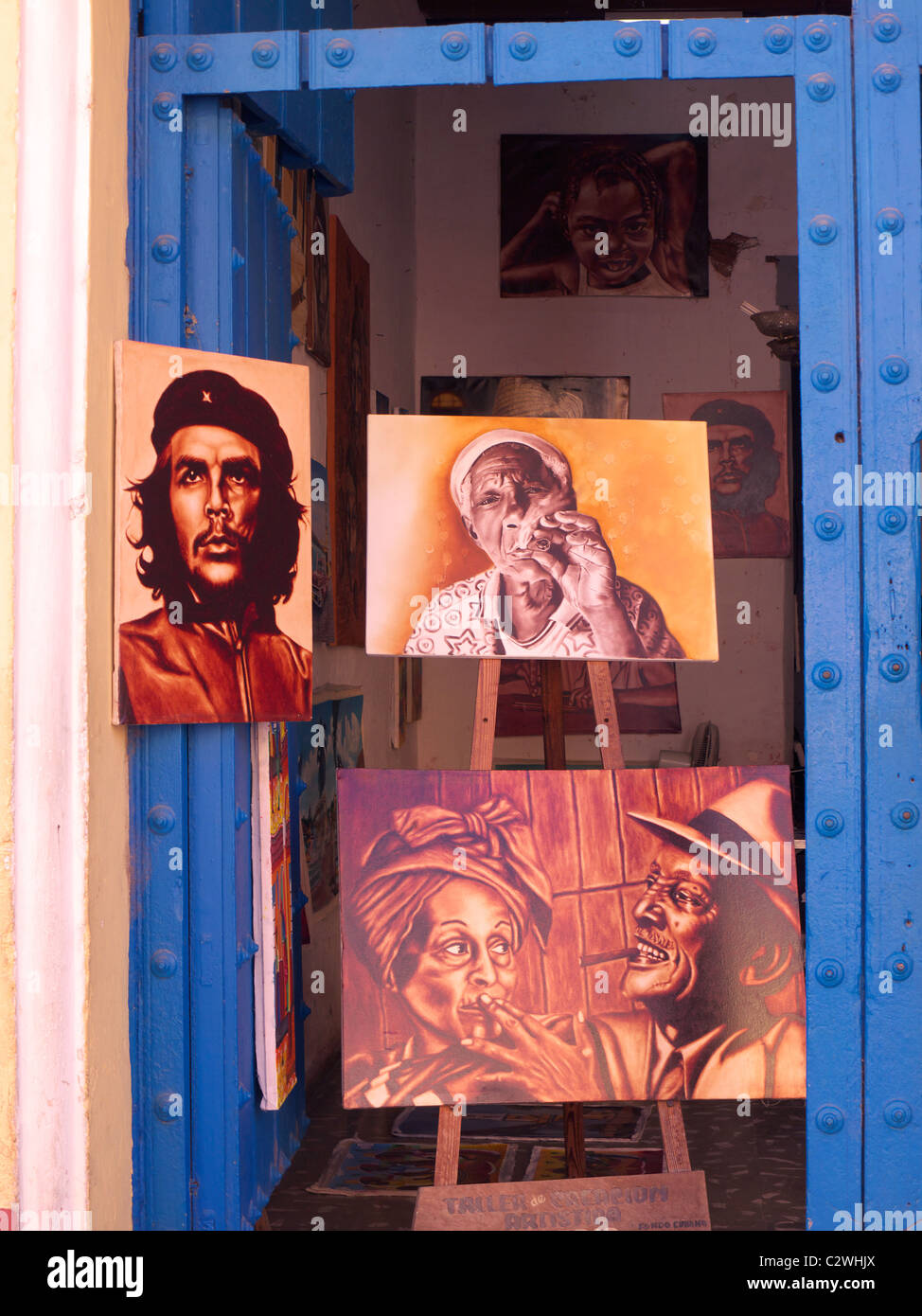 paintings of Che Guevara in the old town of Trinidad,Cuba Stock Photo ...