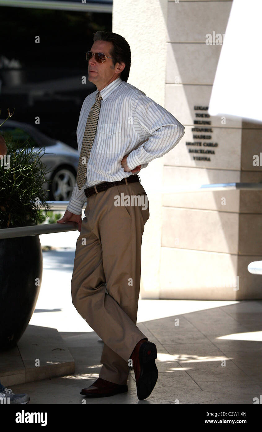Gary Cole on the set of 'Entourage' filming on Rodeo Drive in Beverly ...