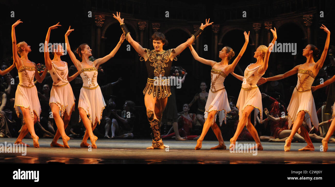 The Mikhailovsky Ballet perform Spartacus at Coliseum London, England ...