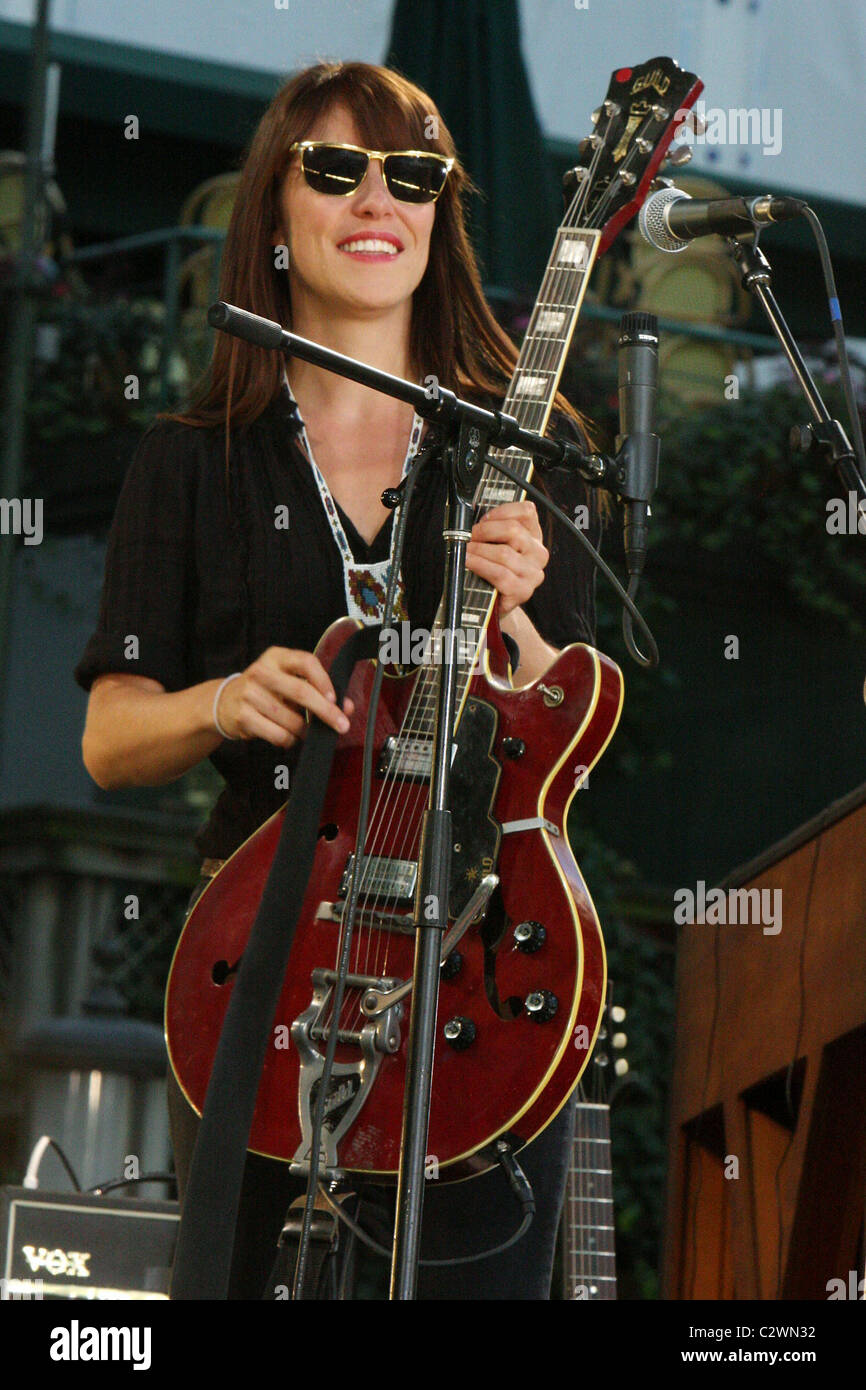 Canadian singer-songwriter Feist performs live for 'Good Morning ...