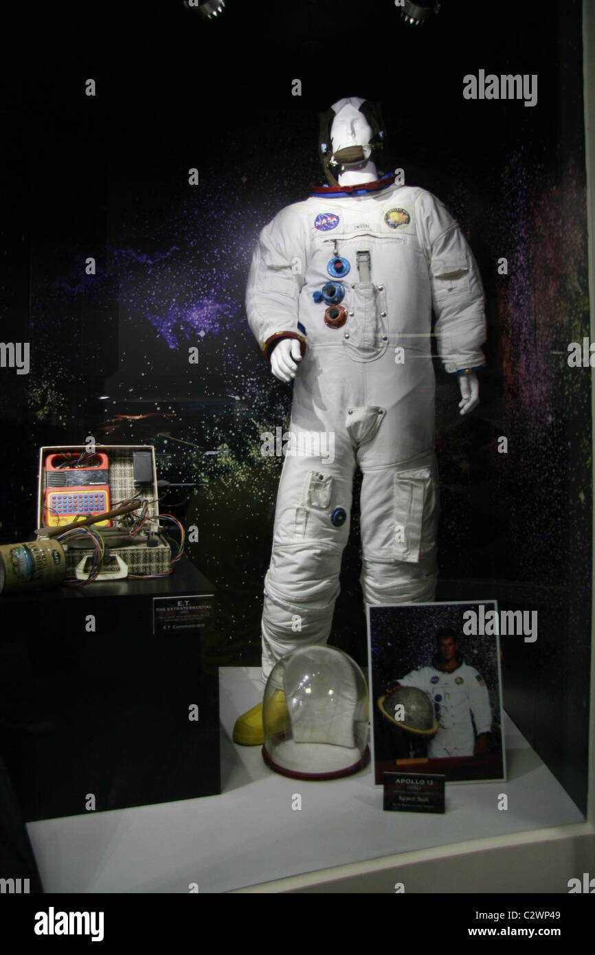 Apollo 13 Universal Studios inaugurates their newest attraction 'The ...