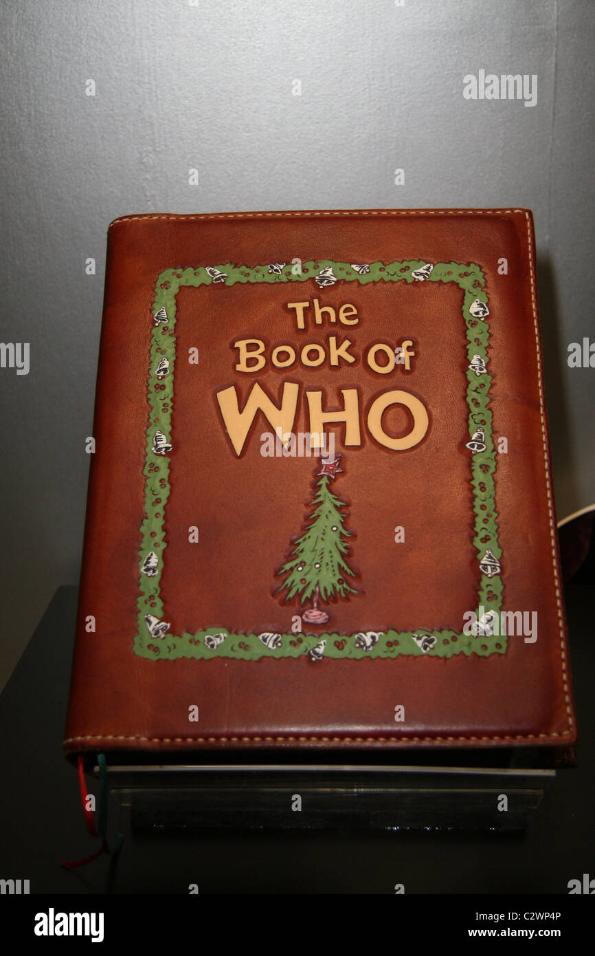 The Grinch Universal Studios inaugurates their newest attraction 'The ...