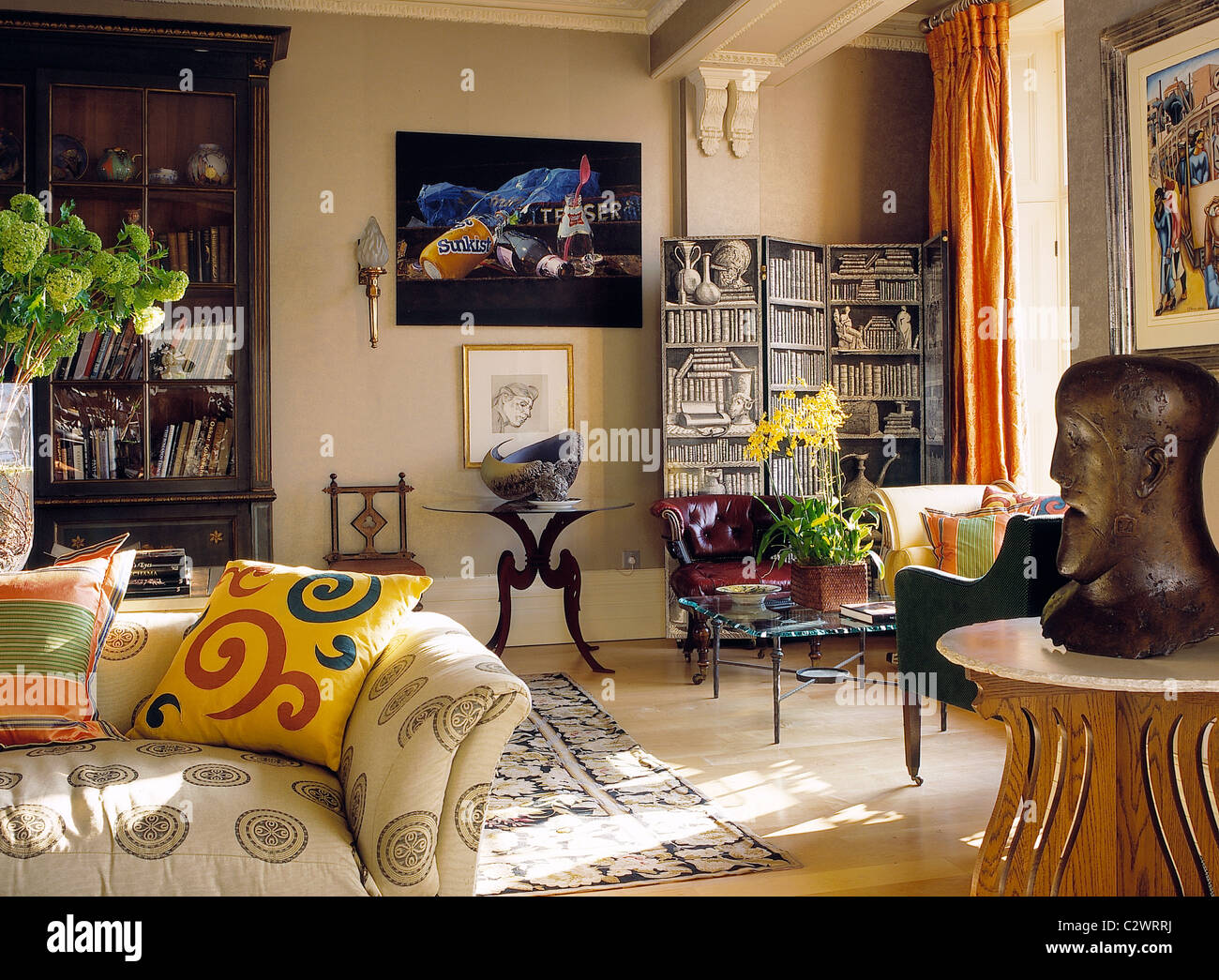 Modern art collector home sitting room Stock Photo - Alamy