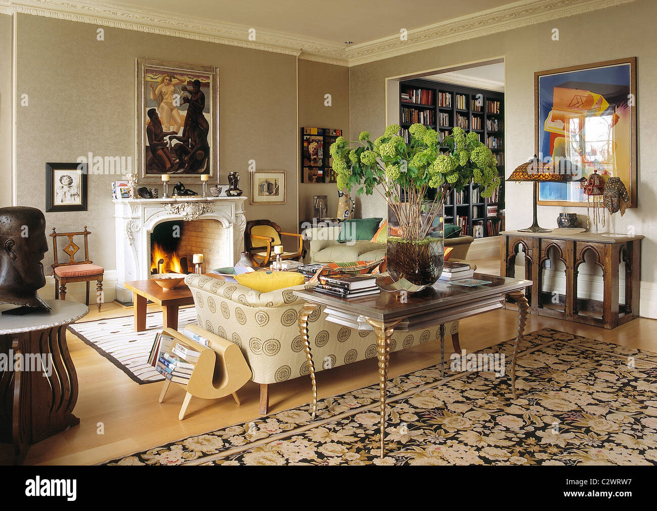 Modern art collector home sitting room Stock Photo - Alamy