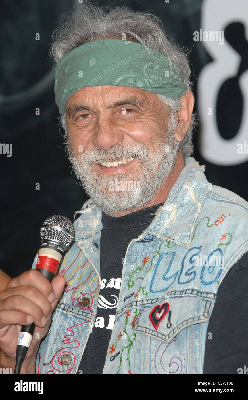 Tommy Chong Cheech & Chong announce 'Light Up America' their first ...