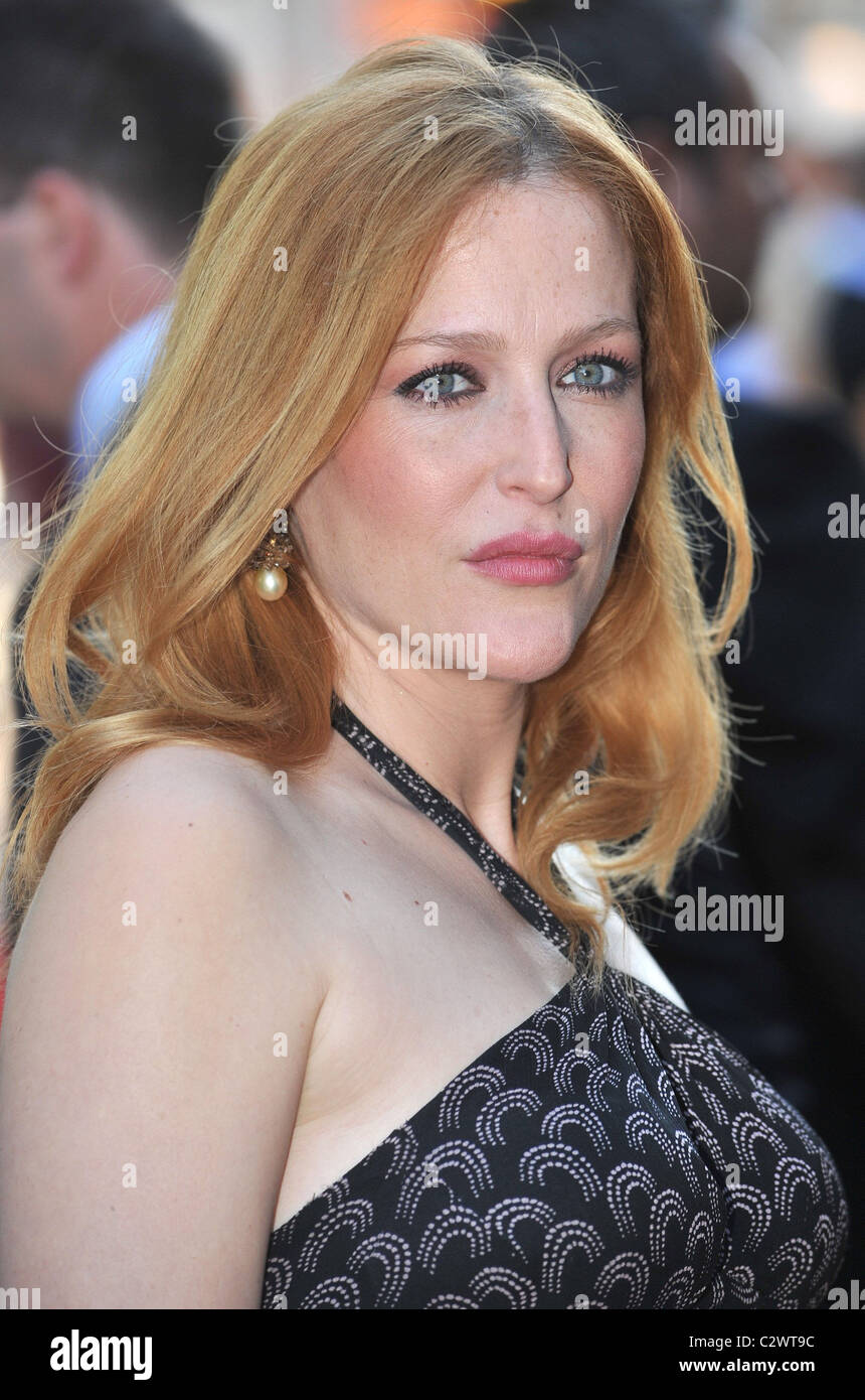 Gillian Anderson UK Premiere of 'The X-Files: I Want to Believe' held ...