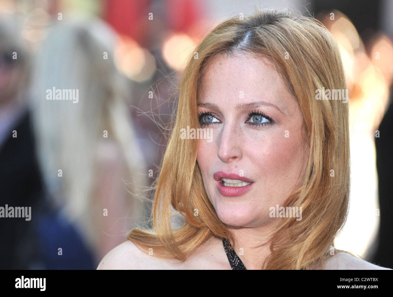 Gillian Anderson UK Premiere of 'The X-Files: I Want to Believe' held ...
