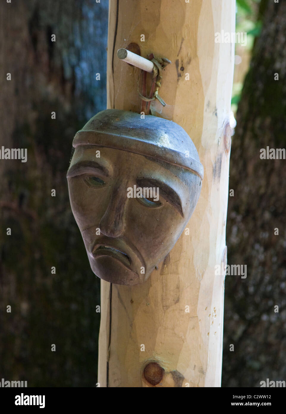 Traditional Native American mask at the Oconaluftee Indian Village in ...