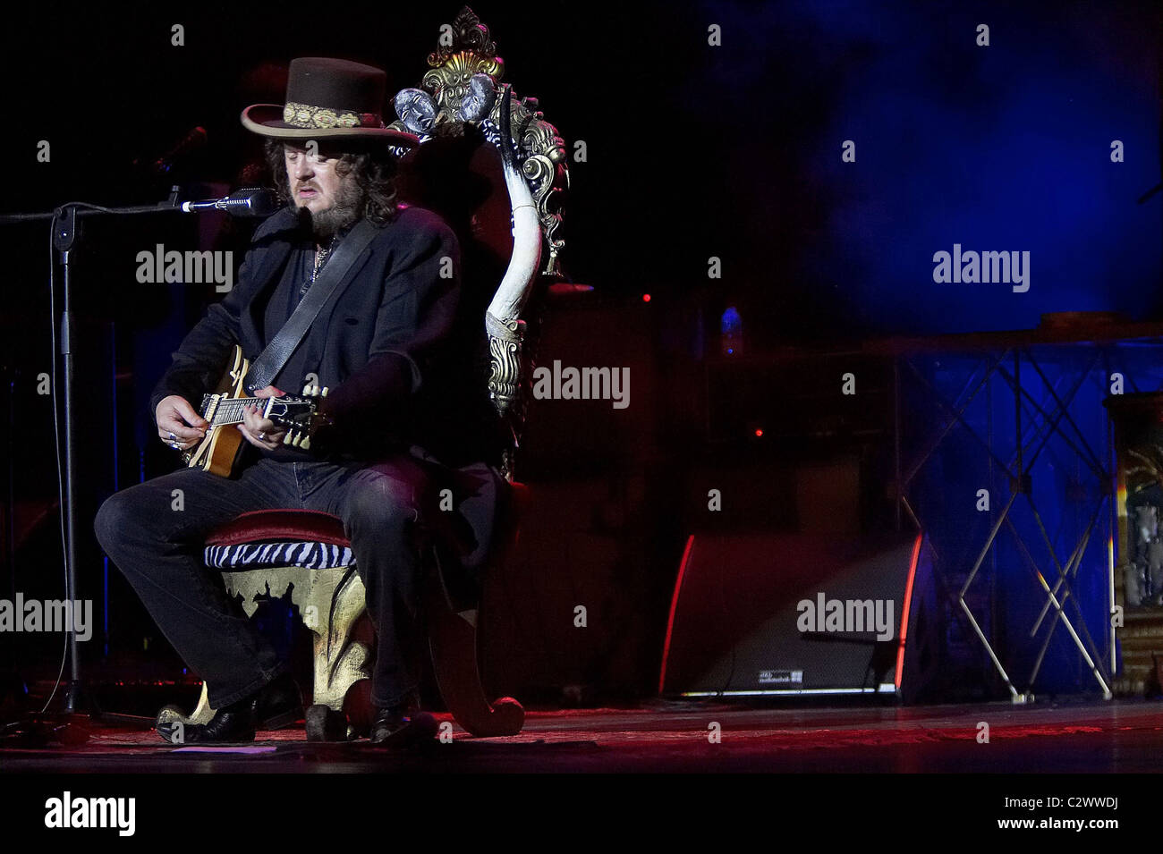 Zucchero, Italian singer, performing live at Coliseu dos Recreios ...