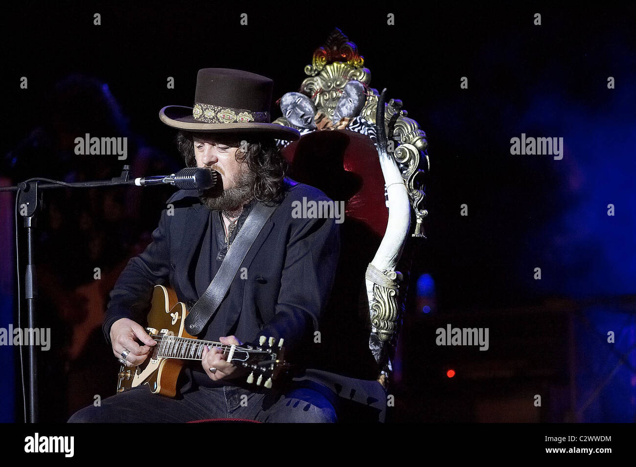 Zucchero, Italian singer, performing live at Coliseu dos Recreios ...