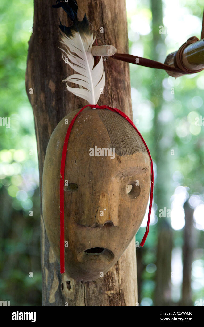 Native american indian mask hi-res stock photography and images - Alamy