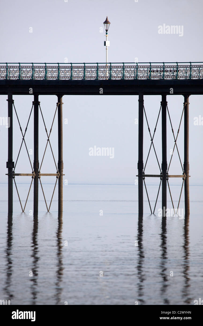 Penarth pier south wales hi-res stock photography and images - Alamy
