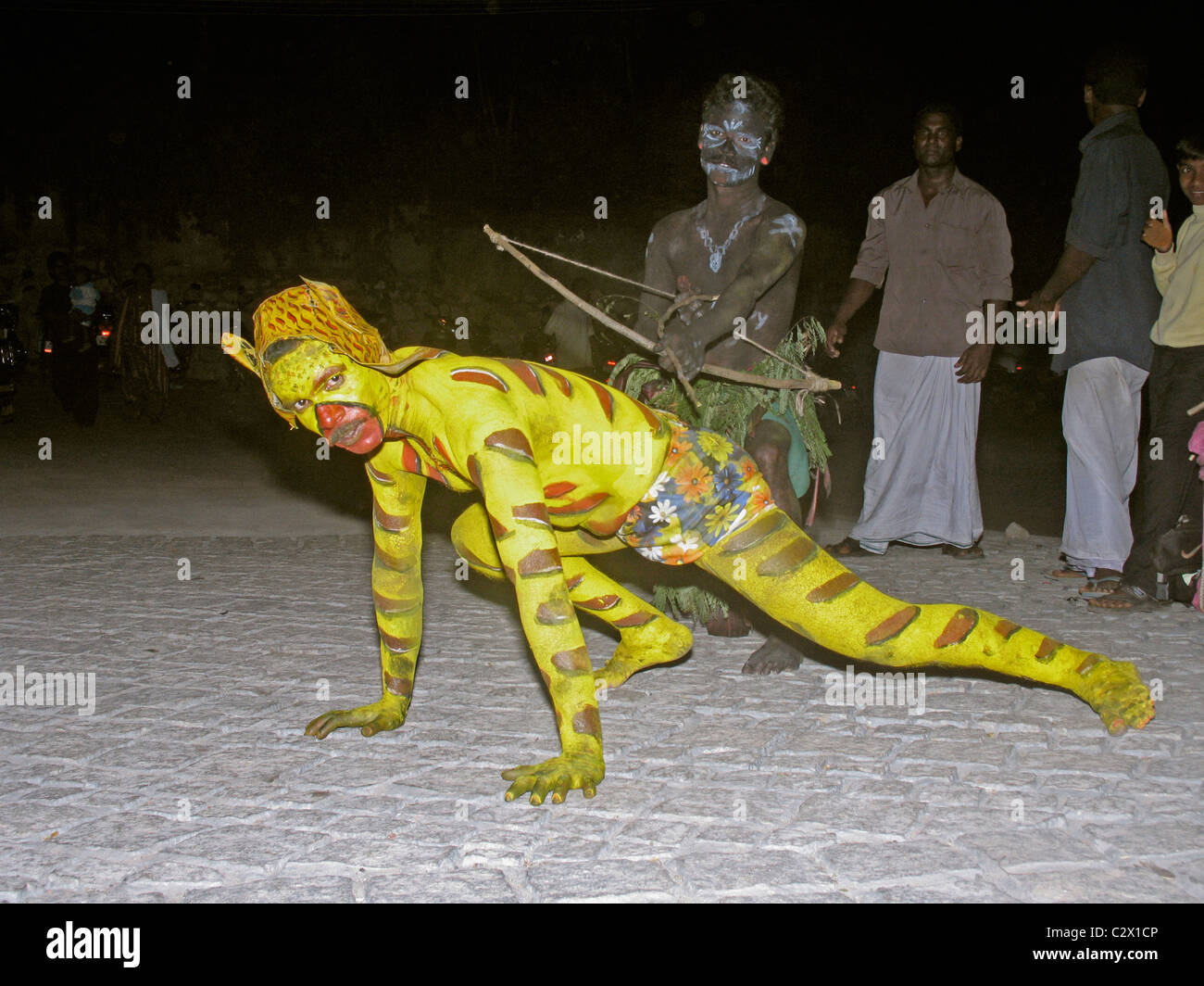 India tiger mask hi-res stock photography and images - Alamy