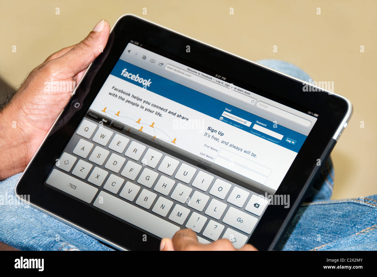 Homepage login hi-res stock photography and images - Alamy