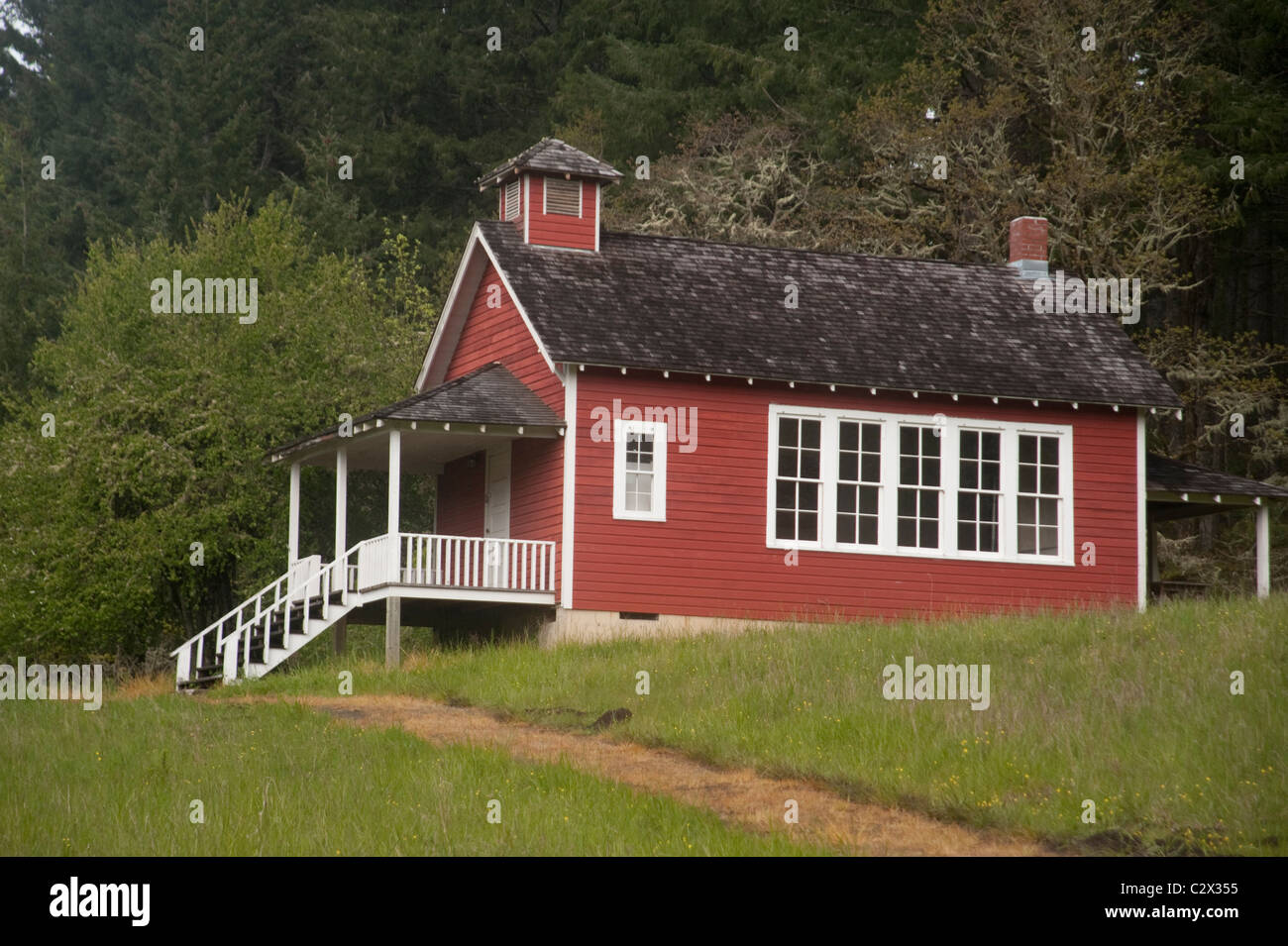Old fashioned one room school hi-res stock photography and images - Alamy