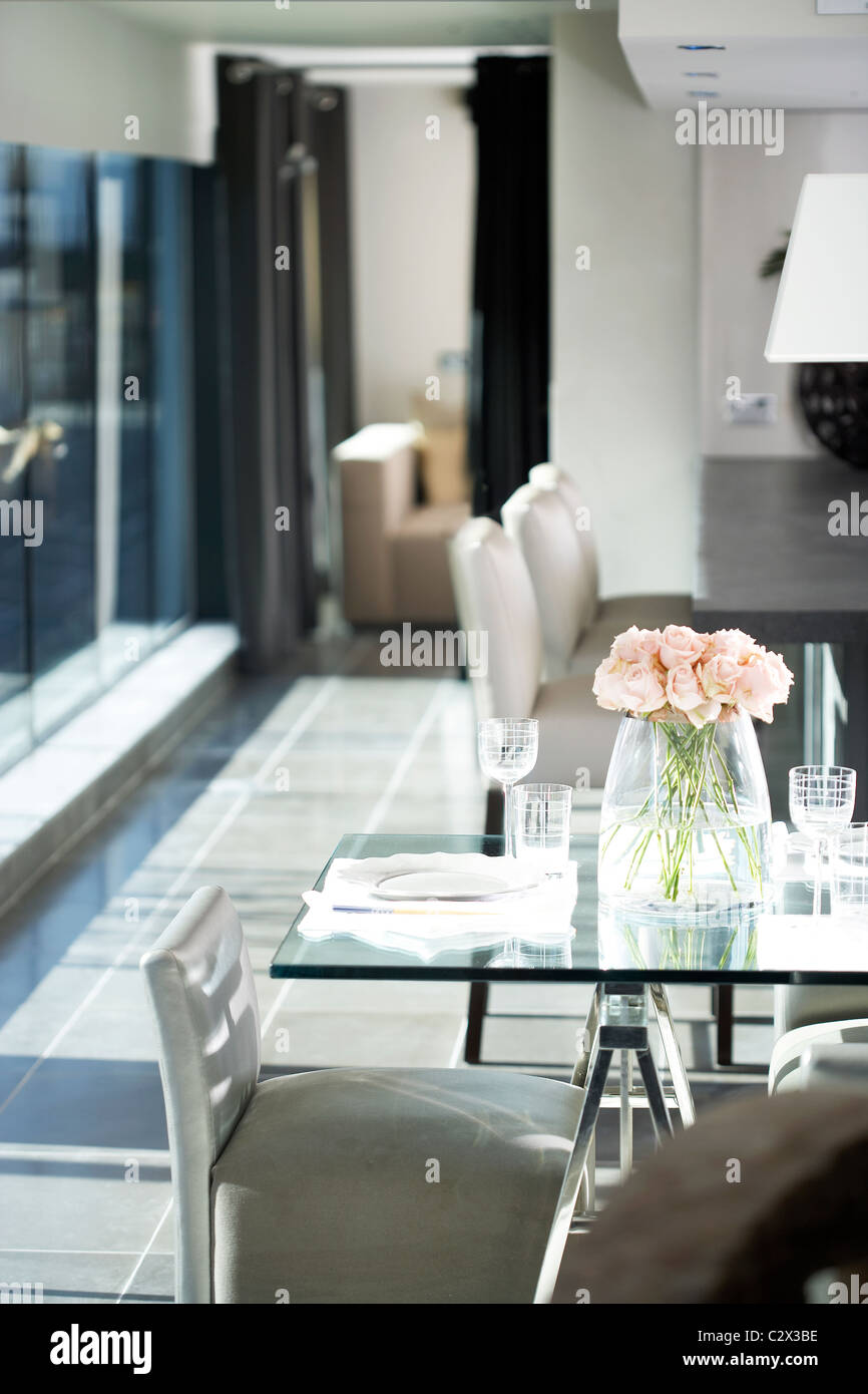 Michael reeves designer interiors hi-res stock photography and images ...