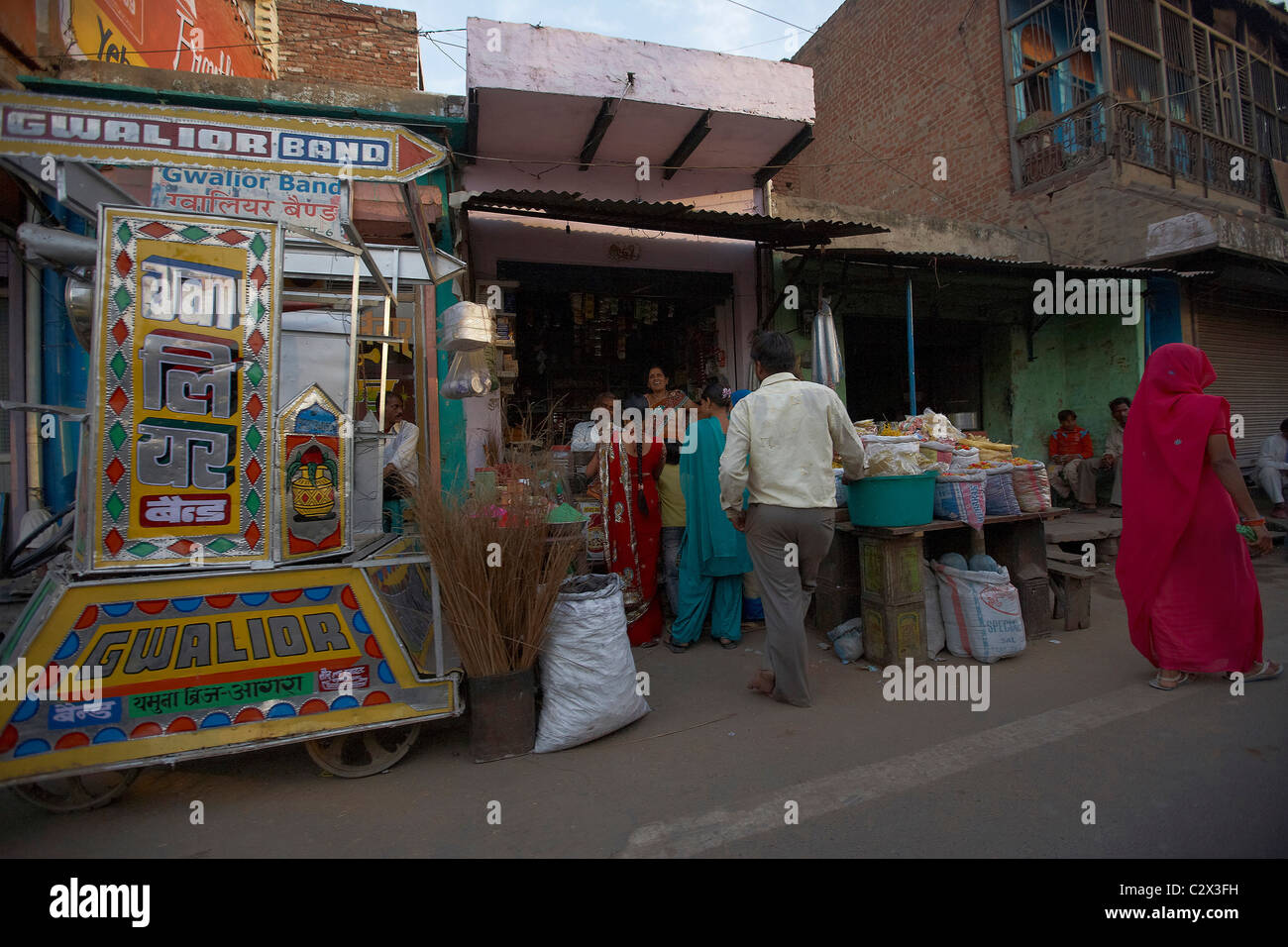 Agra street scene, Uttar Pradesh, India, Subcontinent, Asia Stock Photo ...