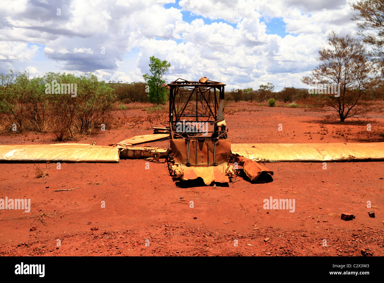 Abandoned and wrecked private aircraft in outback, Pilbara, Northwest ...