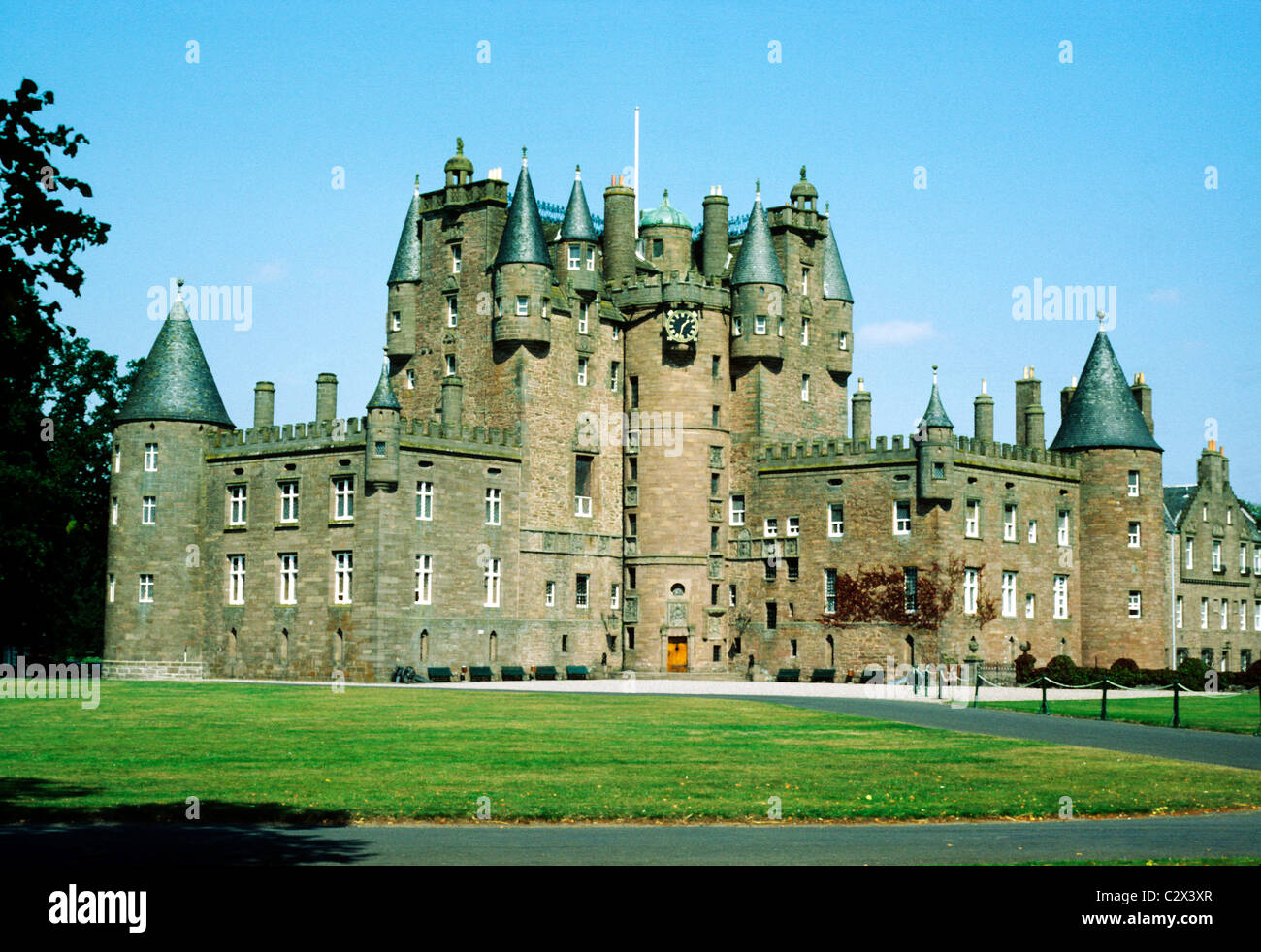 Glamis Castle, Scotland, Fife, Strathmore Region Scottish castles 15th ...
