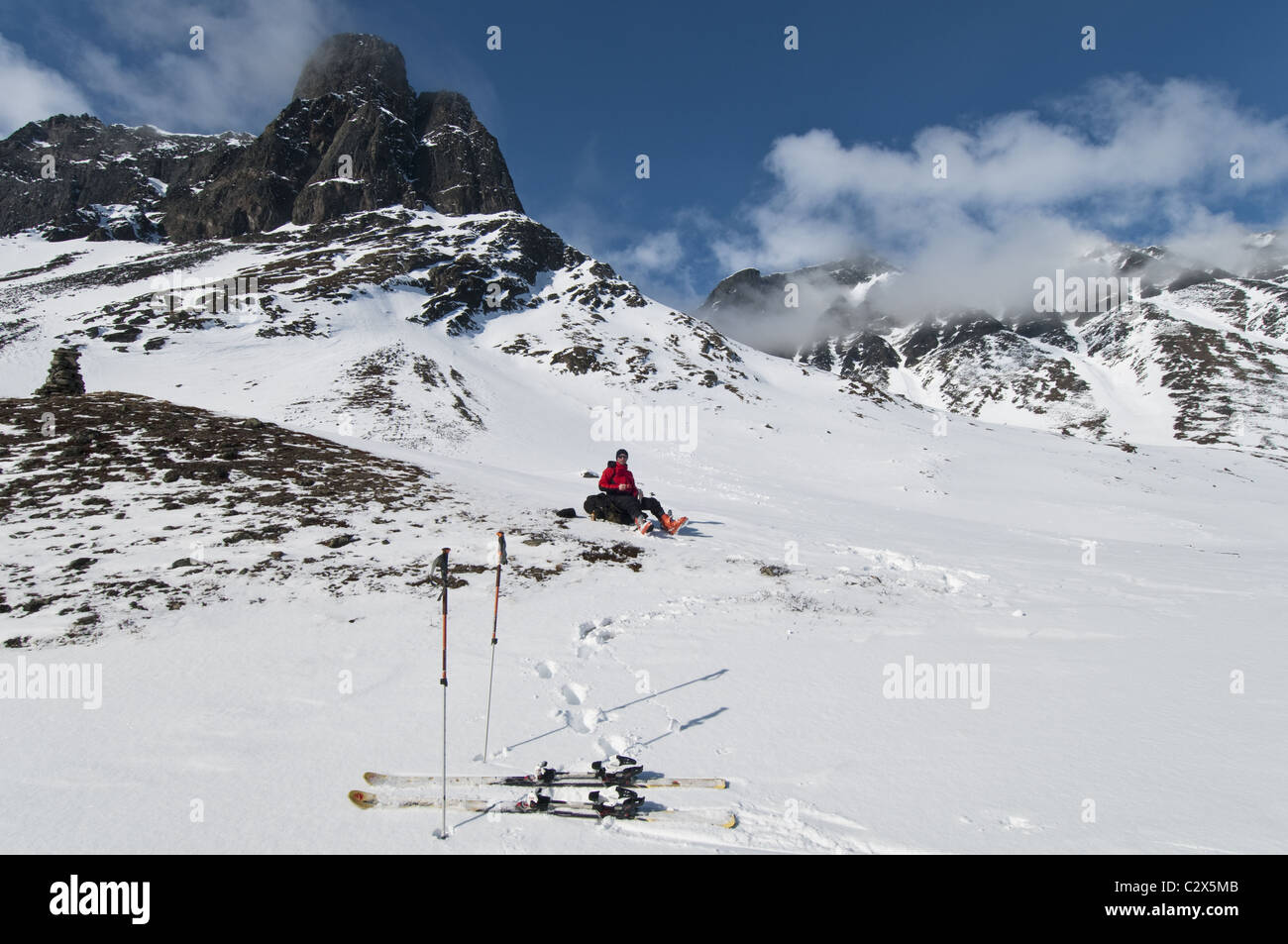 Fjell in winter snow hi-res stock photography and images - Alamy