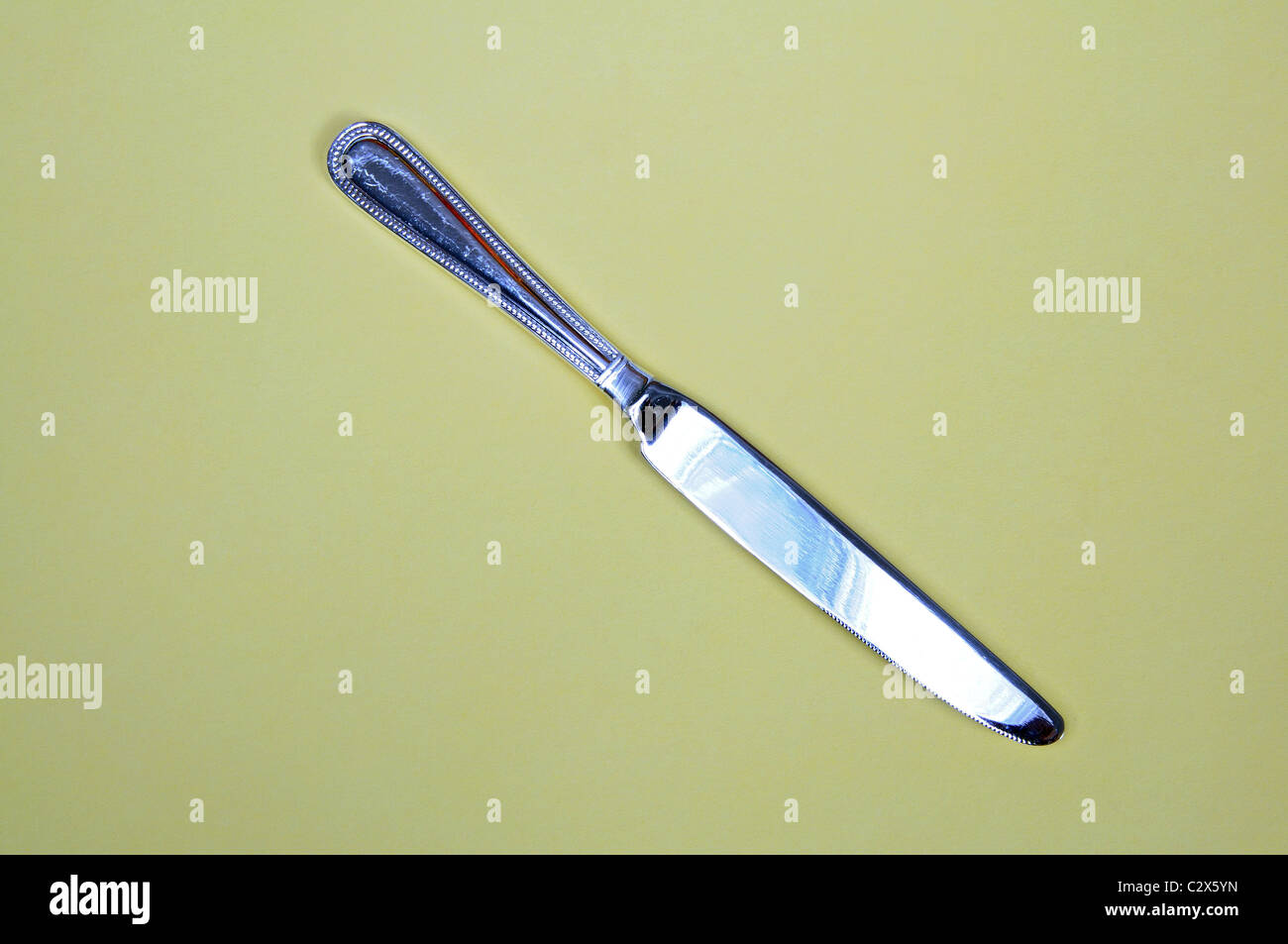 One shiny silver knife hi-res stock photography and images - Alamy
